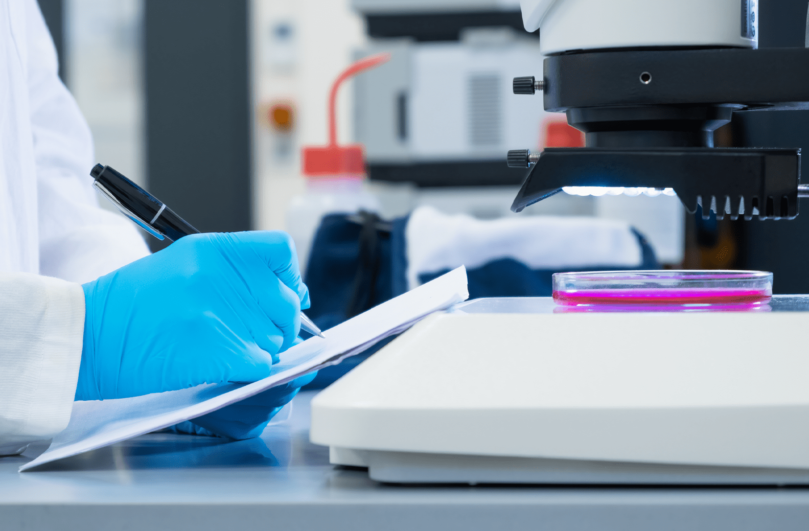 Food and Environment Laboratory - Almqr Company For Developments